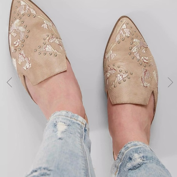 Mi iM | Shoes | Miranda Mule Embroidered Shoe By Mi Im Size 65 | Poshmark